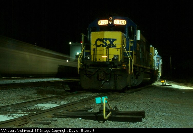 A712/CSX 8701